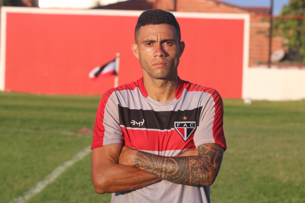 Meia-atacante Wellington Rato é o novo reforço do Ferroviário para 2020